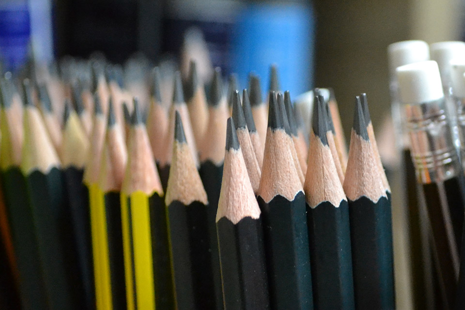 Lápices grafito «Professional» de Kasimir - Taller de dibujo y pintura ...